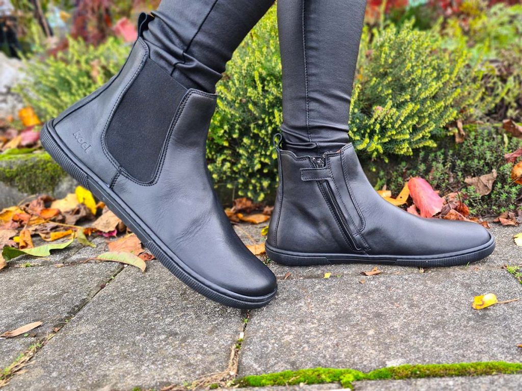 The Best Everyday Barefoot Boots You'll Love Wearing - Barefoot Universe